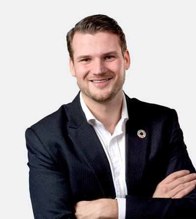 Smart City Evolution: A Review of Becoming a Smart City